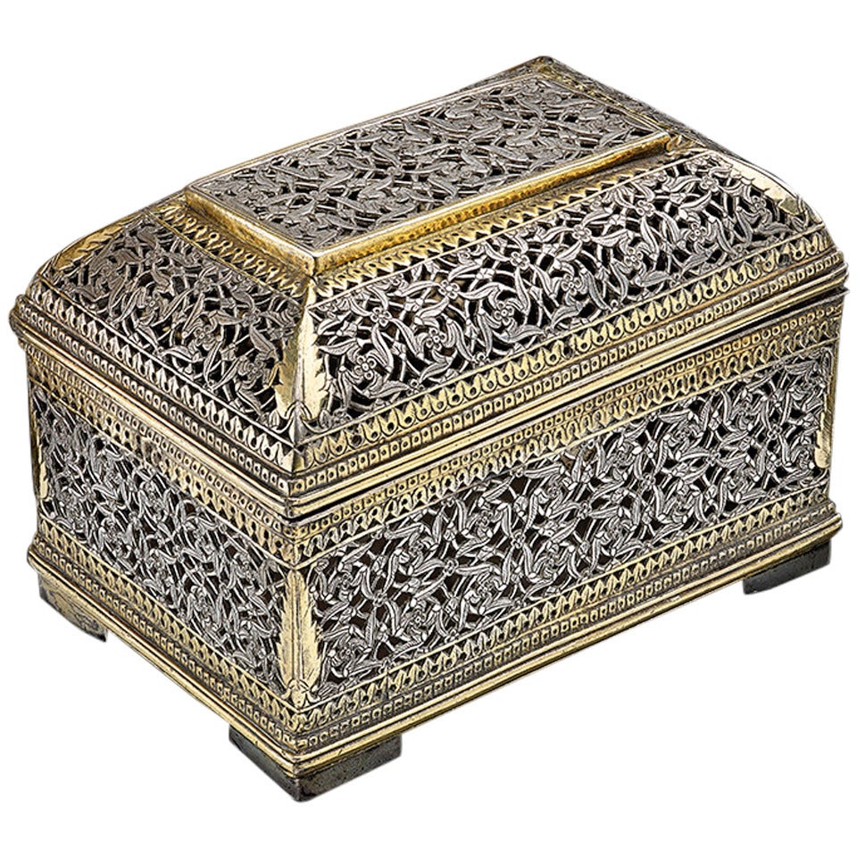 A little Indo Portuguese Silver and Parcel Gilt Box For Sale at 1stDibs
