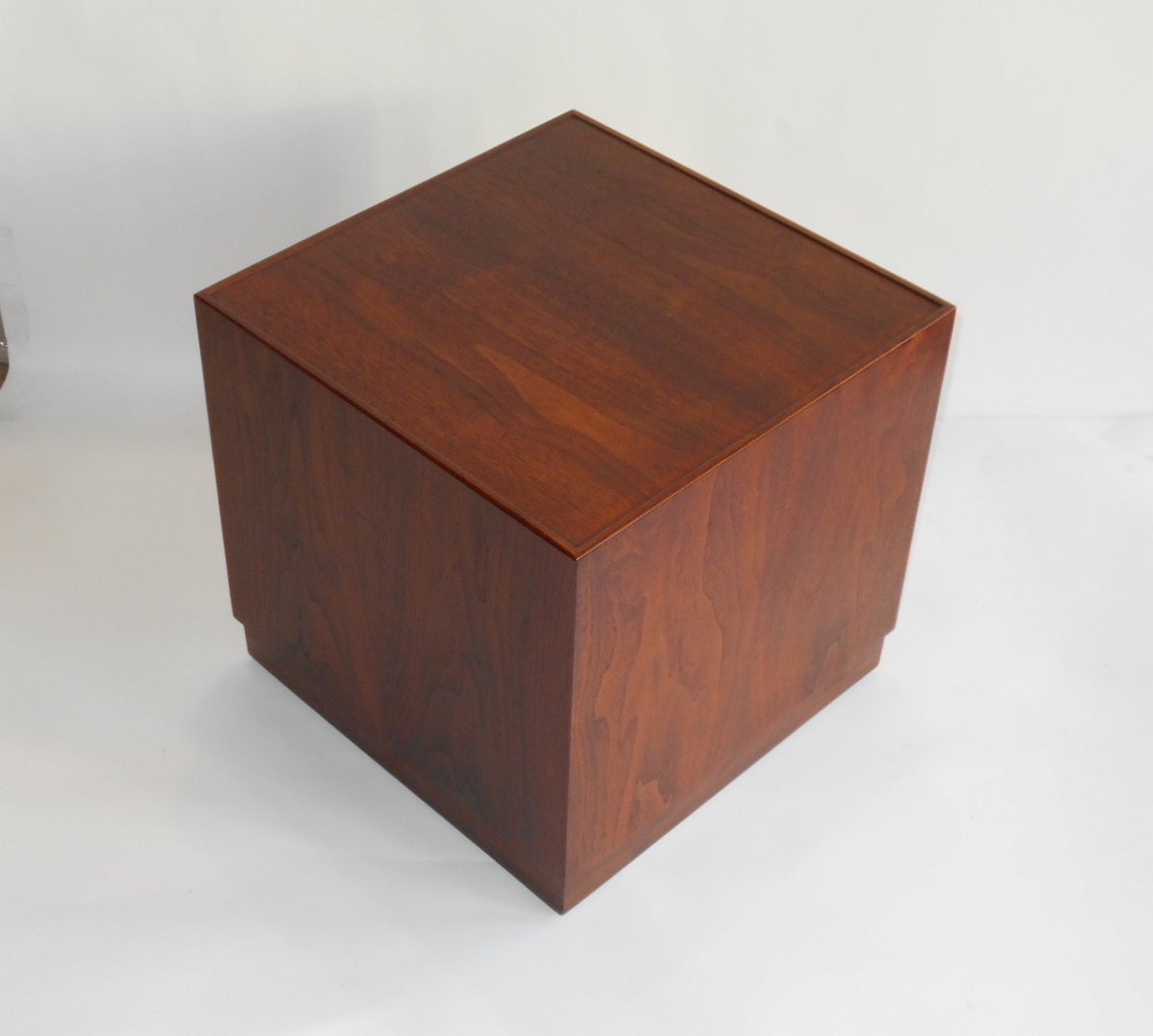 Mid Century Walnut Cube Table/Pedestal By Milo Baughman For Sale at 1stDibs