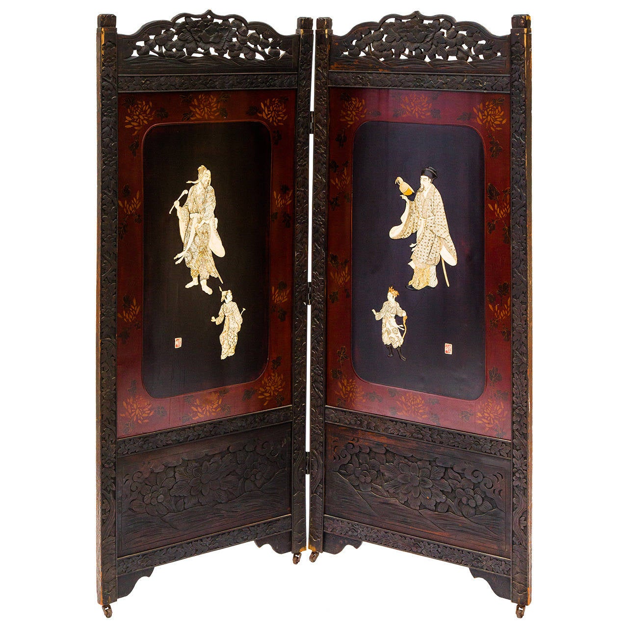 Chinese Wood Screen with Hardstone Decoration at 1stDibs