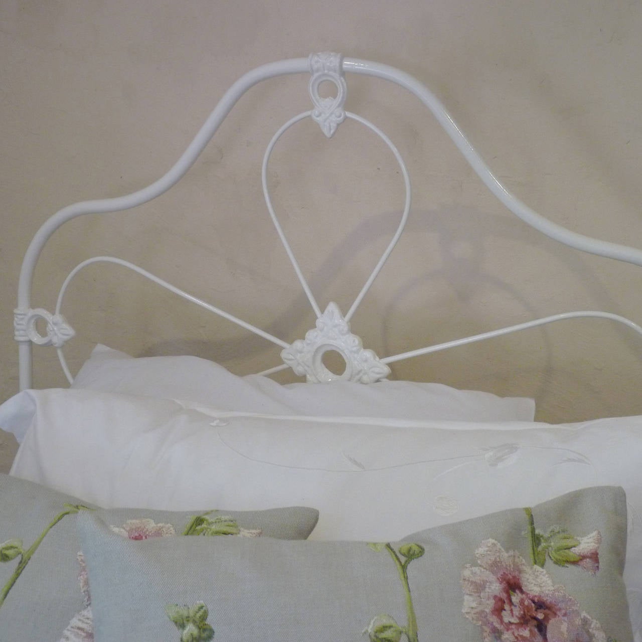 Mid-Victorian Cast Iron Bed at 1stDibs