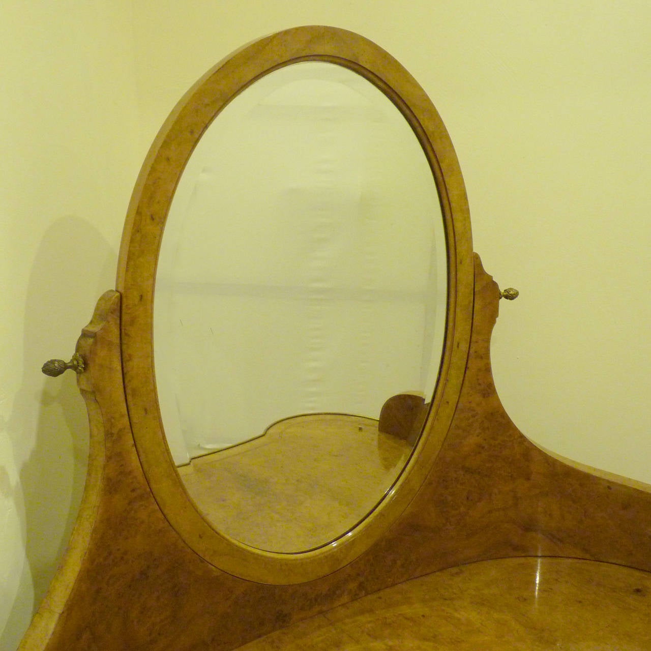 Burl Wood Kidney Shaped Vanity Table at 1stDibs