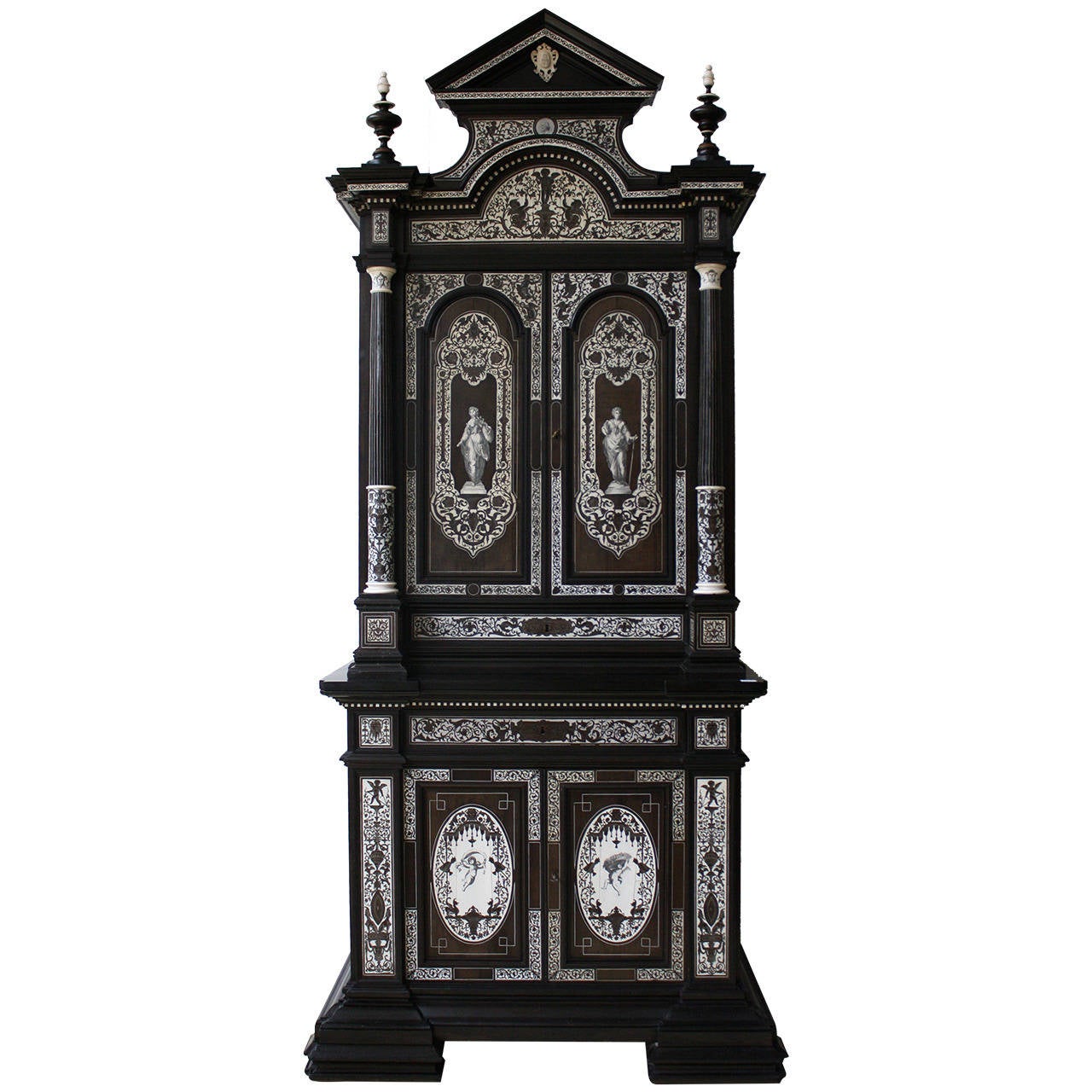 19th Century, Italian Cabinet in Renaissance Style For Sale at 1stDibs