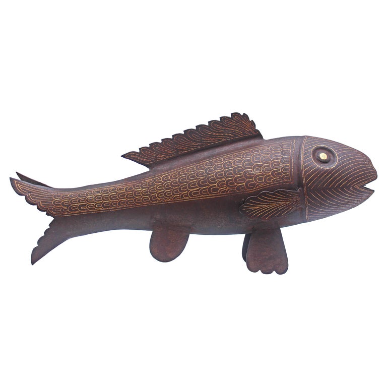 Unknown - Abstract Fish Sculpture For Sale at 1stDibs
