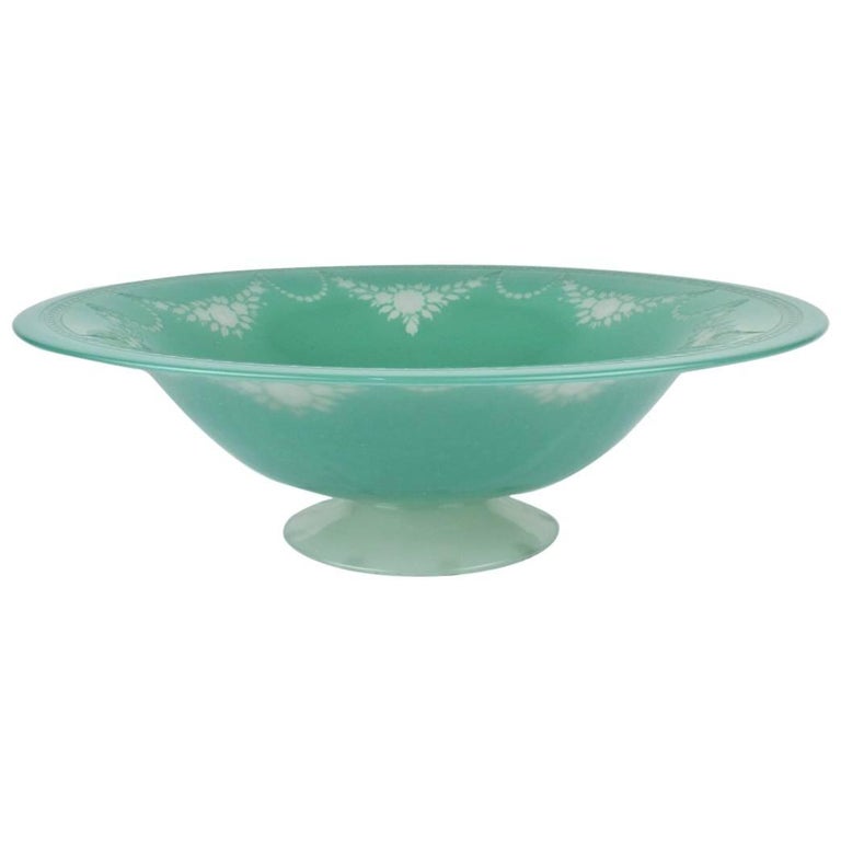 Art Deco Steuben Jade and Alabaster Glass York Pattern Footed Bowl or ...