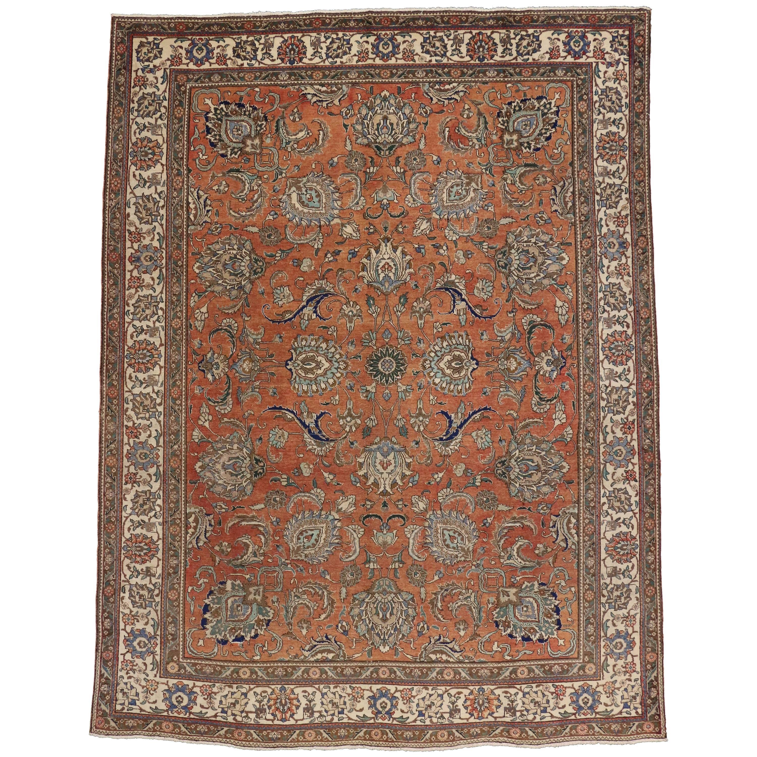Vintage Persian Nain Rug with Traditional Style For Sale at 1stDibs