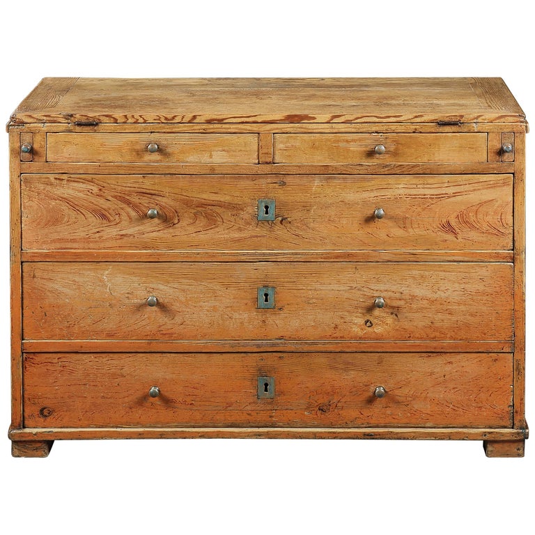 Elegant Vernacular Gustavian Batchelor's Chest at 1stDibs