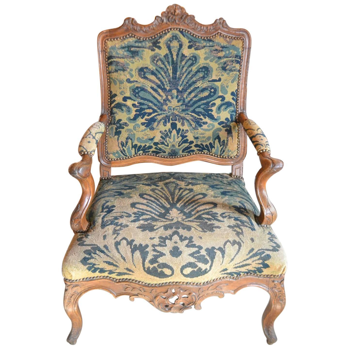A Very Rare Regence Walnut Metamorphic Chair/ Prie Dieu For Sale at 1stDibs