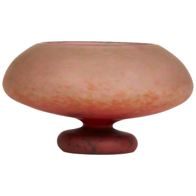 Verrerie Schneider Mottled Art Glass Mushroom Bowl, circa 1920 at 1stDibs