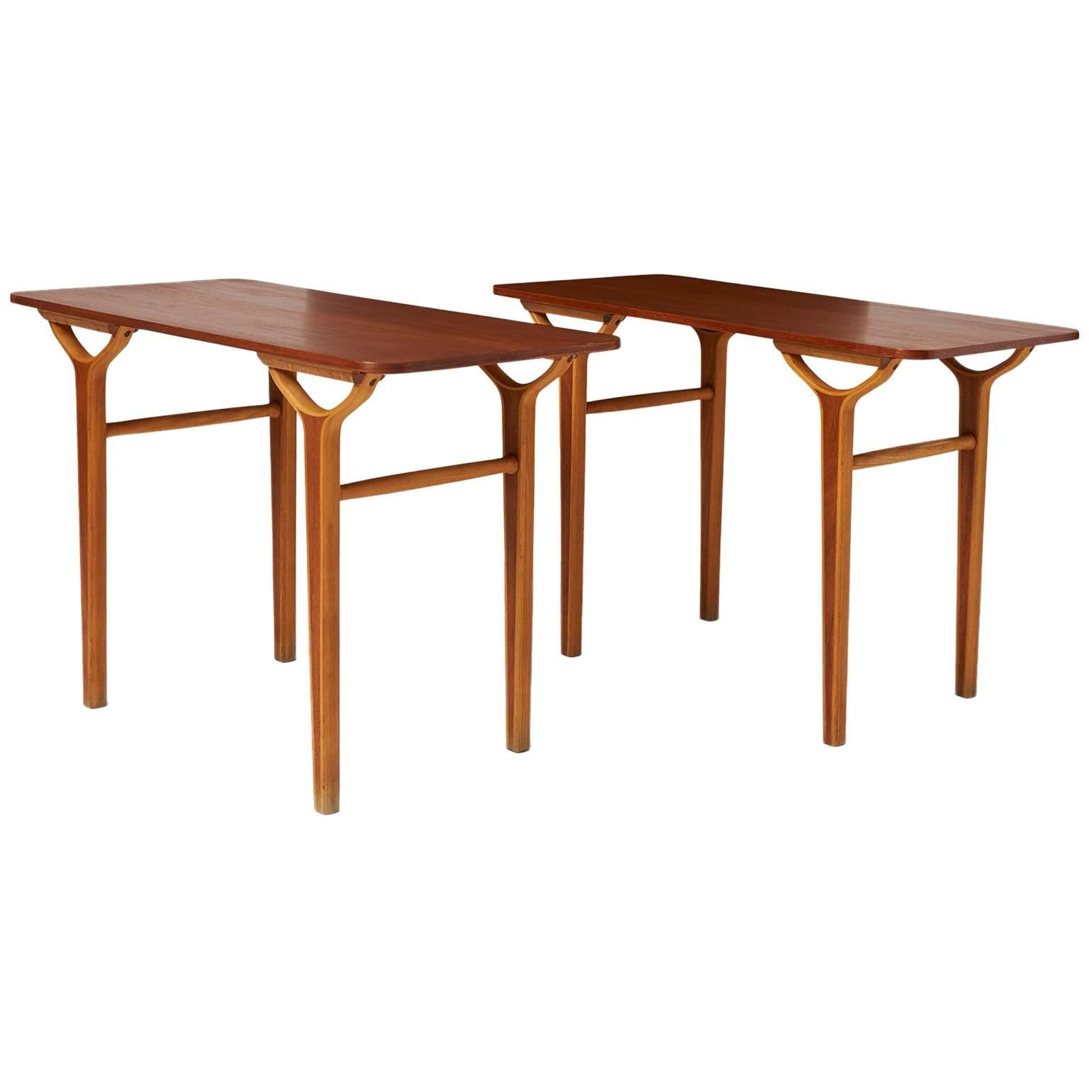 Peter Hvidt and Orla Mølgaard-Nielson "Ax" Table, Model 695 For Sale at ...
