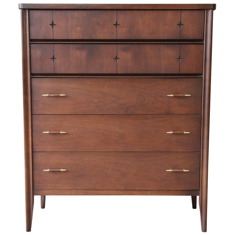 Broyhill Saga Mid-Century Modern Walnut Highboy Dresser at 1stDibs ...