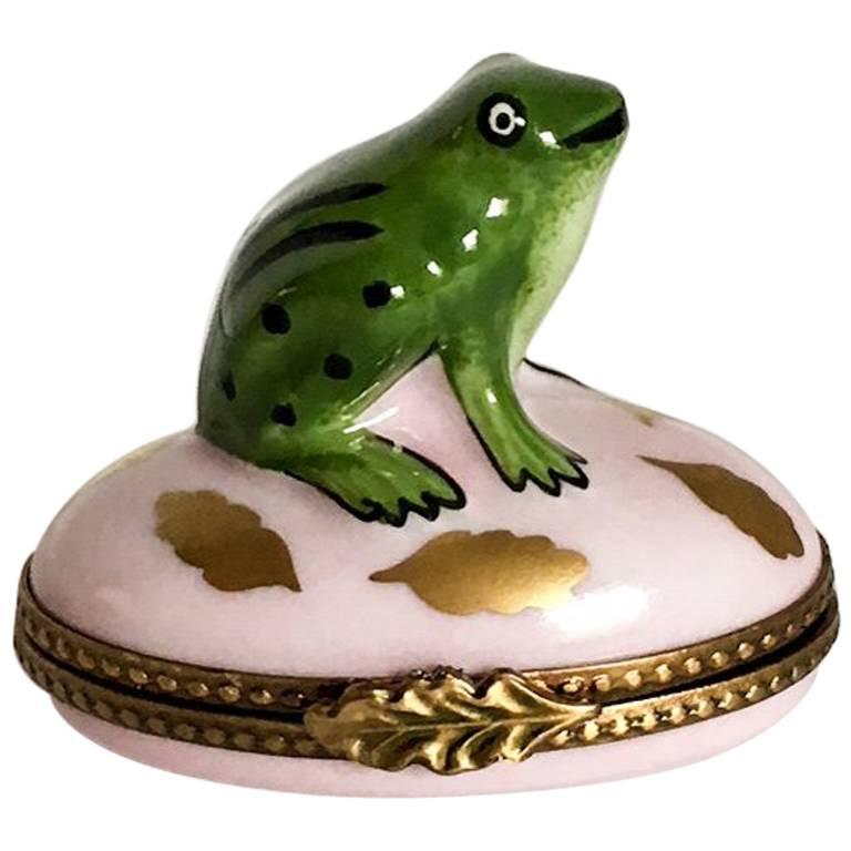 Limoges Green Frog Pale Pink Box at 1stDibs