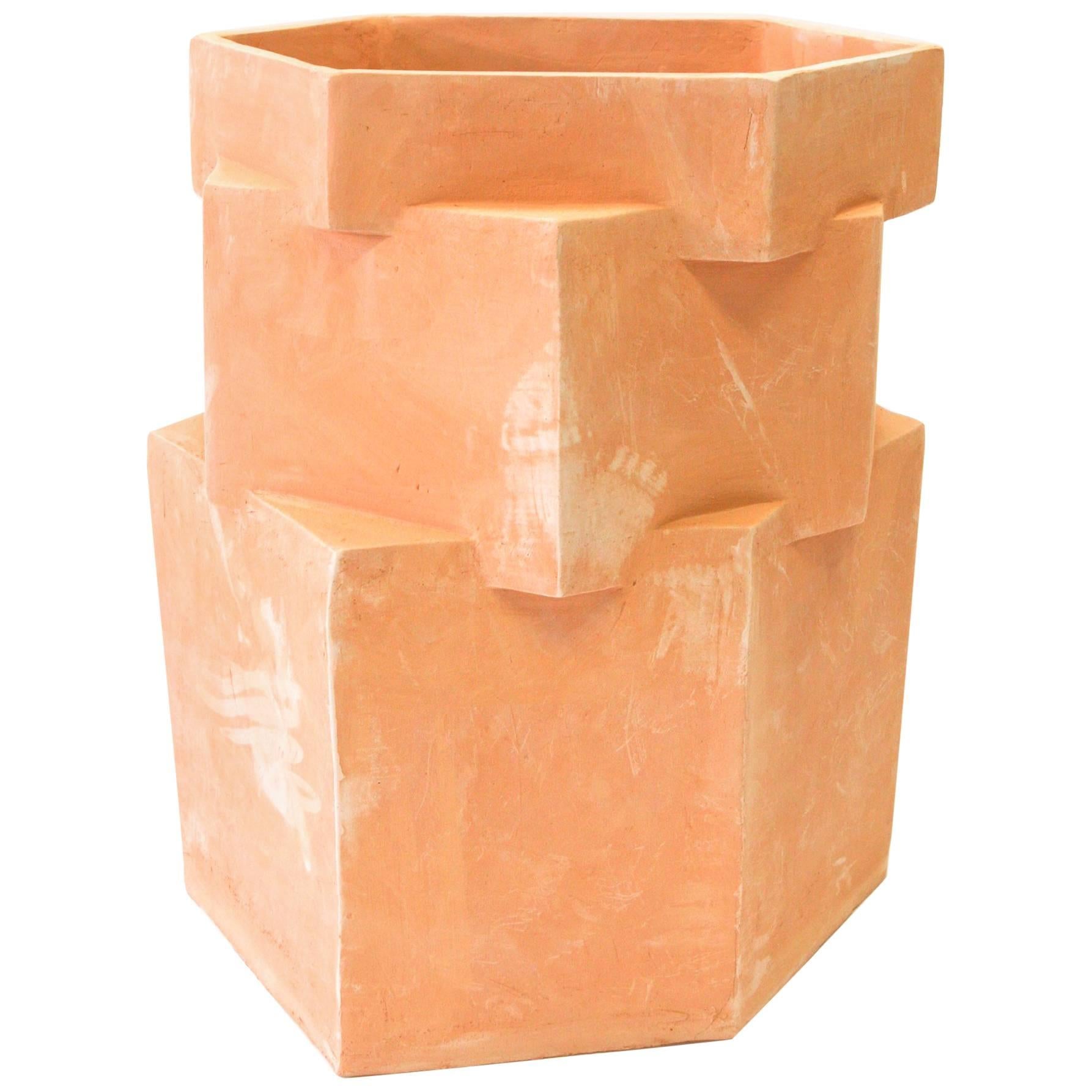 LG Contemporary Ceramic Raw Terracotta Planter For Sale at 1stDibs