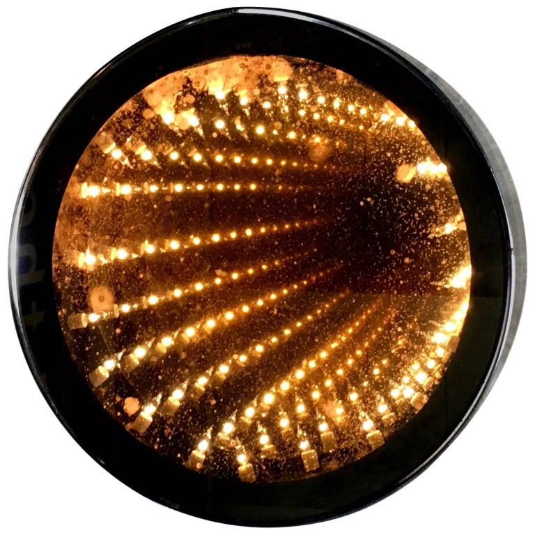 Vintage Infinity Mirror Clock For Sale at 1stdibs