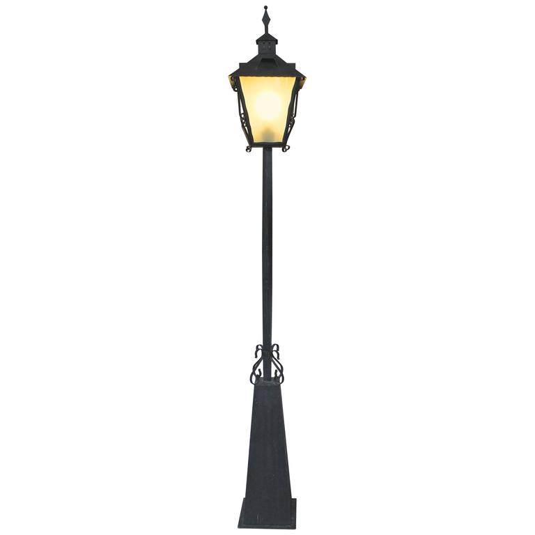 French Garden Street Lamp with Frosted Glass For Sale at 1stdibs
