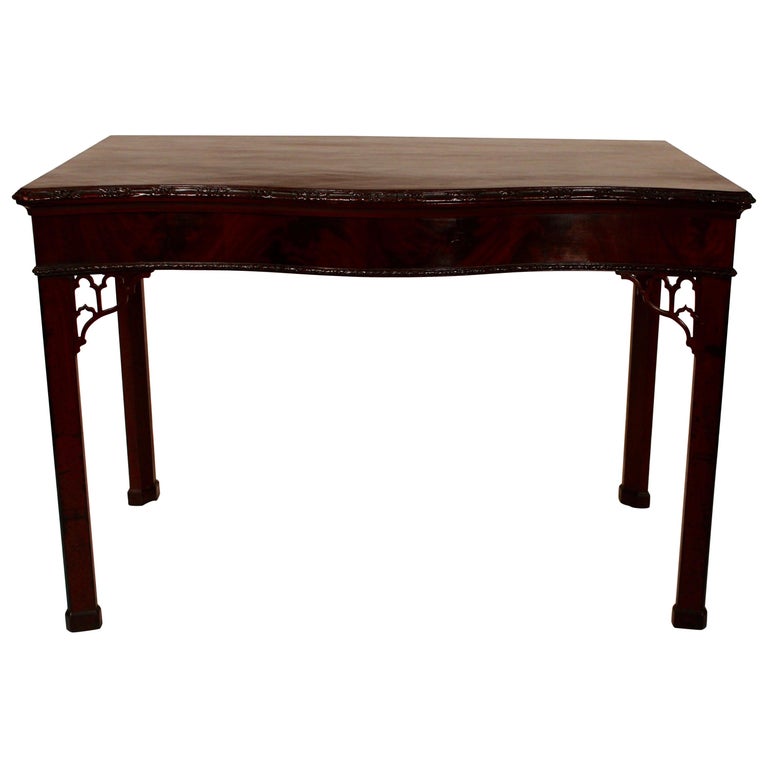 Pair of 18th Century Giltwood Pier Tables For Sale at 1stdibs