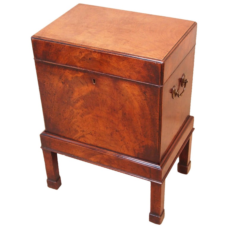 18th Century Irish Mahogany Wine Cellarette at 1stdibs