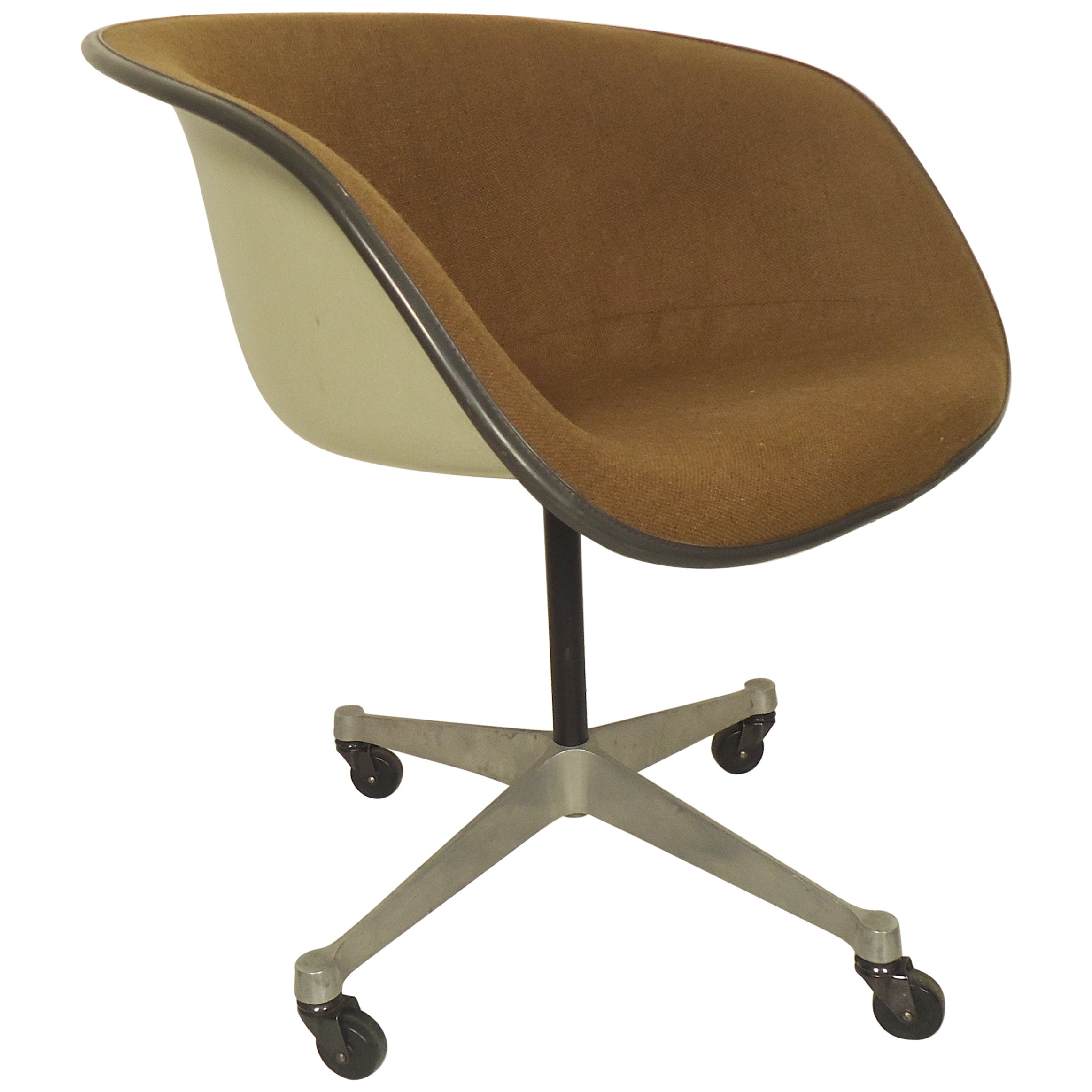 Mid-Century Modern Herman Miller Style Lucite Swivel Chair For Sale at ...