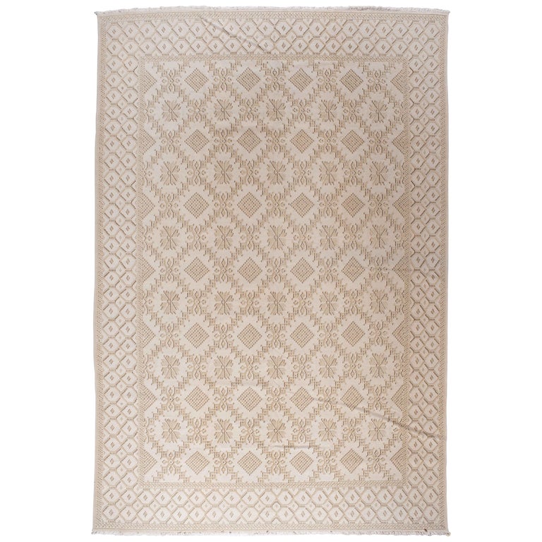 Beige and Tan Lacework Rug For Sale at 1stDibs