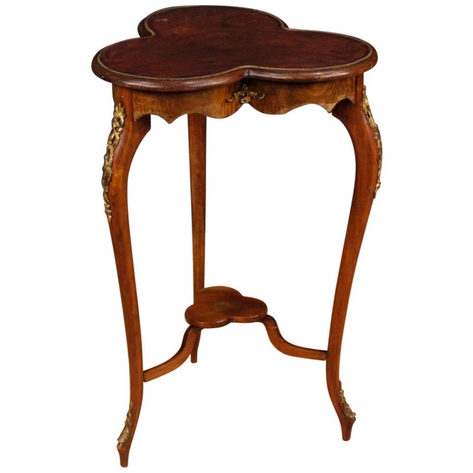 Antique Clover shaped table at 1stdibs
