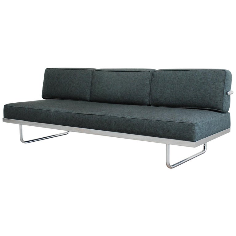 Le Corbusier LC5. F Daybed Sofa by Cassina, 1998 For Sale at 1stDibs