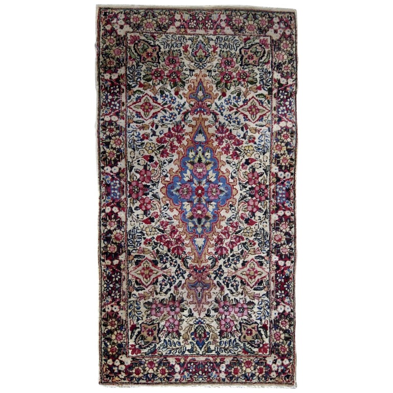 Handmade Antique Kerman Style Rug, 1910s, 1B705 For Sale at 1stDibs