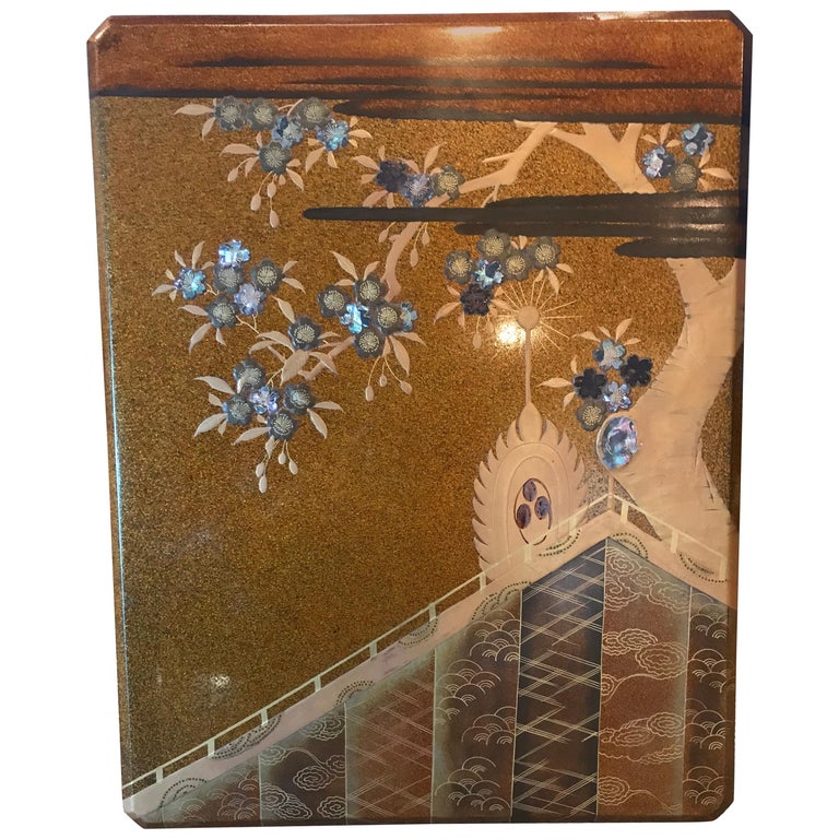 Large Antique Japanese Lacquer Box For Sale at 1stDibs