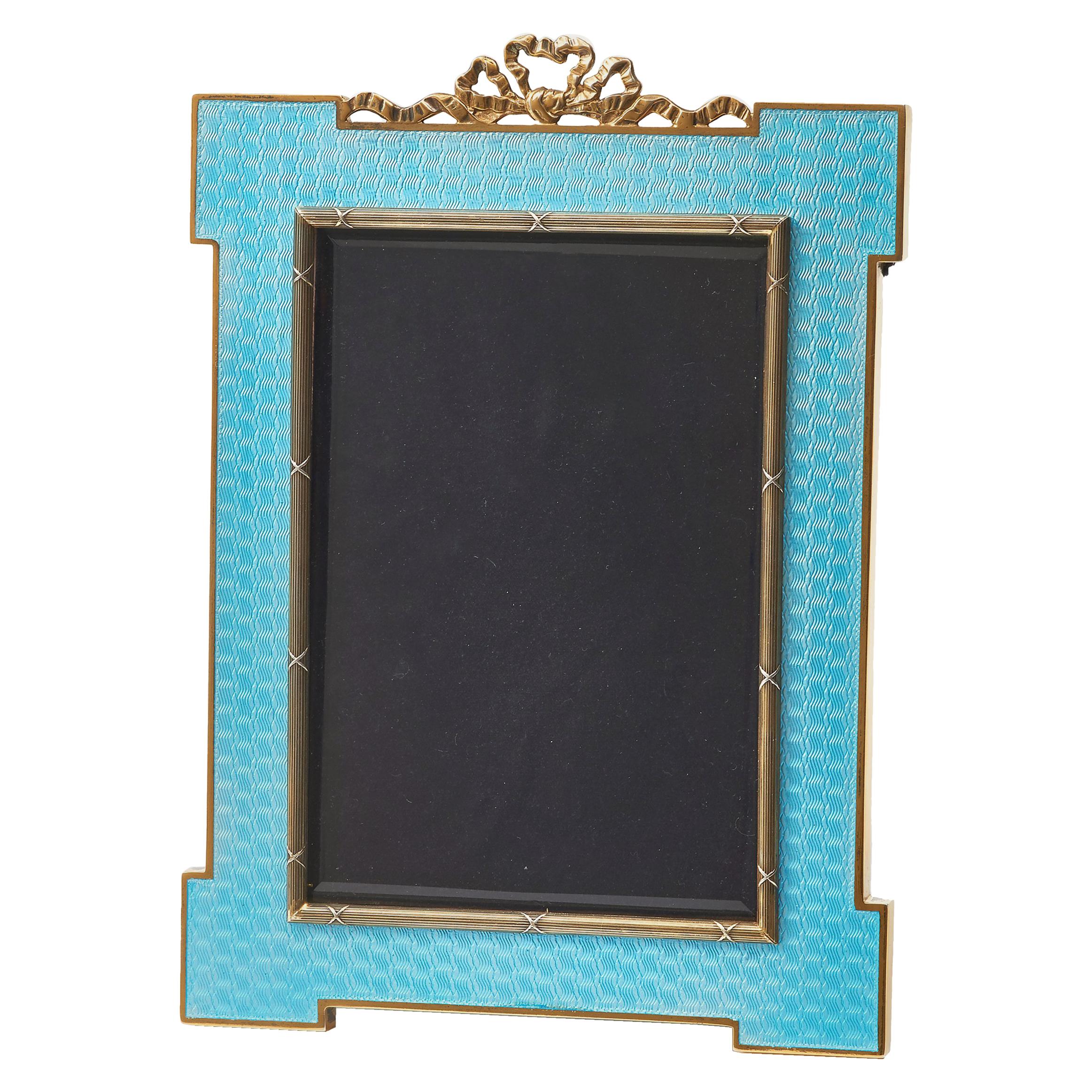 1970s Picture Frames - 74 For Sale at 1stdibs