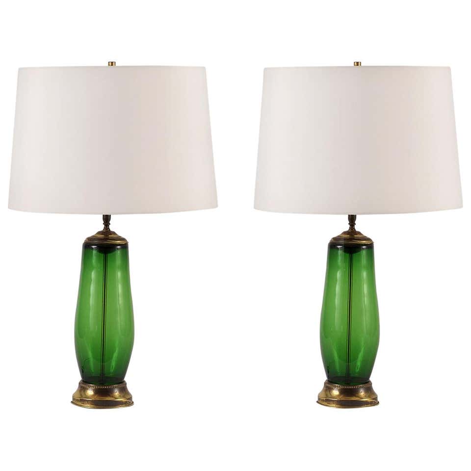 Set Of Two Table Lamps In White Art Glass For Sale At 1stdibs