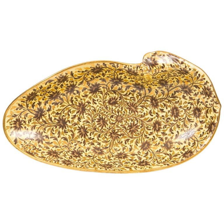 Antique English Pottery Shell Shaped Dish with Yellow Ground Made circa ...