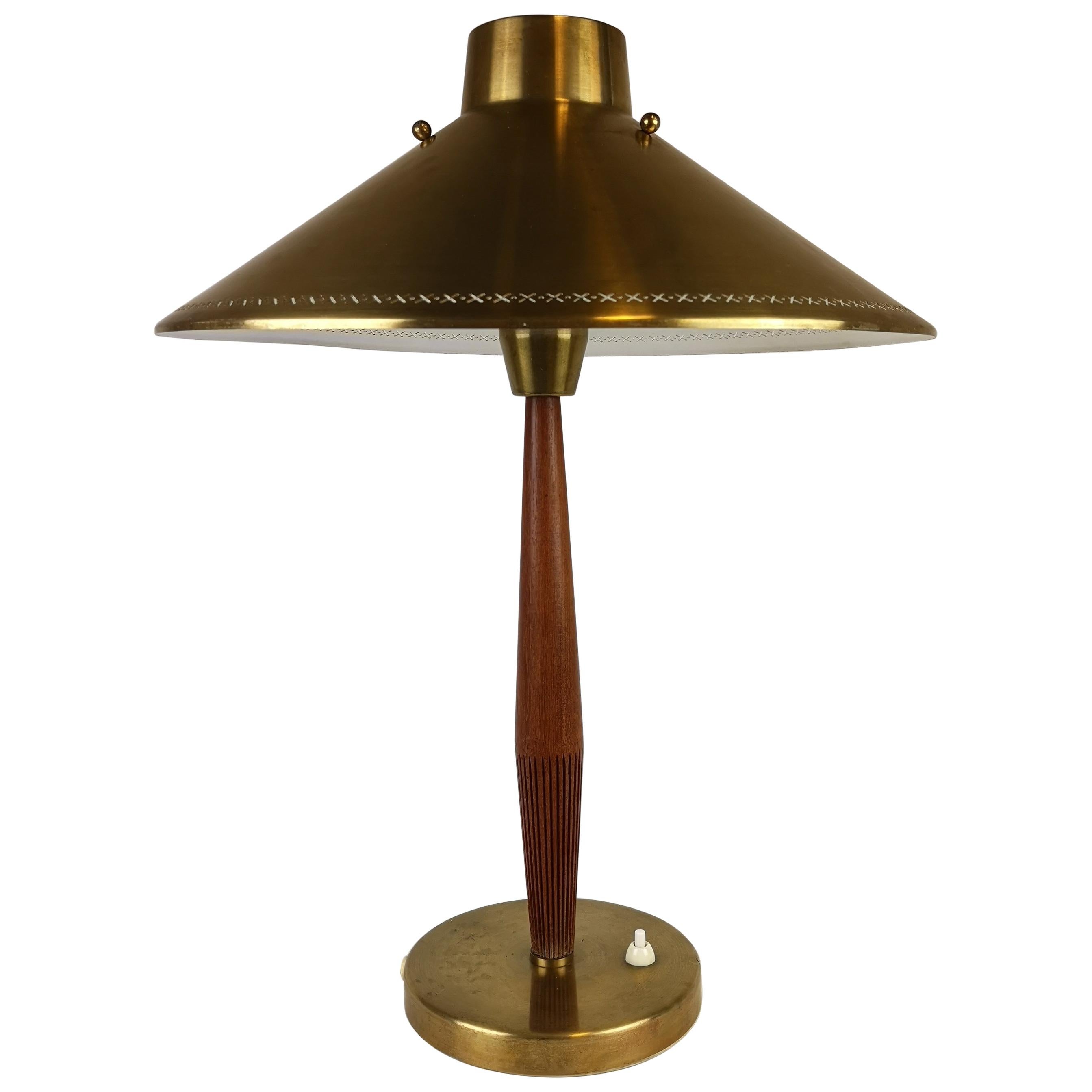 1940s Table Lamps - 918 For Sale at 1stdibs