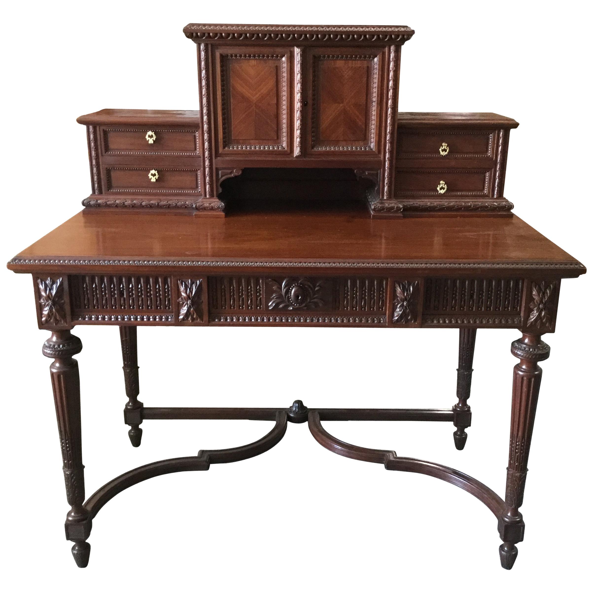 1940s Desks and Writing Tables - 166 For Sale at 1stdibs