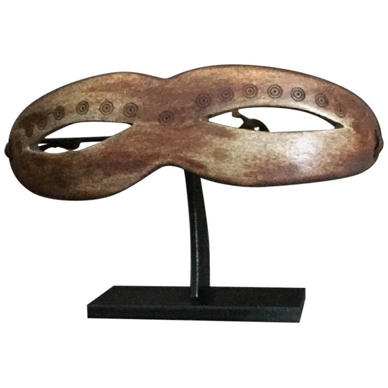 Early 20th Century Inuit Snow Goggles For Sale at 1stDibs
