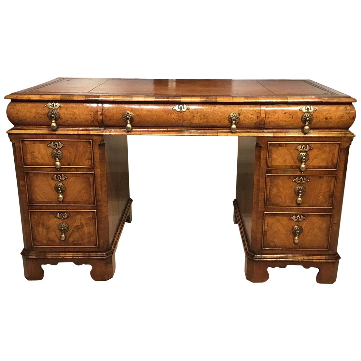 Early 1900s Desks - 41 For Sale at 1stdibs