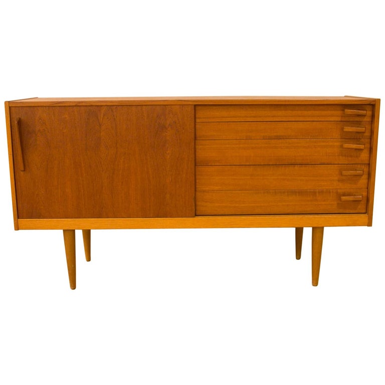 Sideboard in Oak and Teak by Yngve Ekstrom for Troeds in the 1950s at ...
