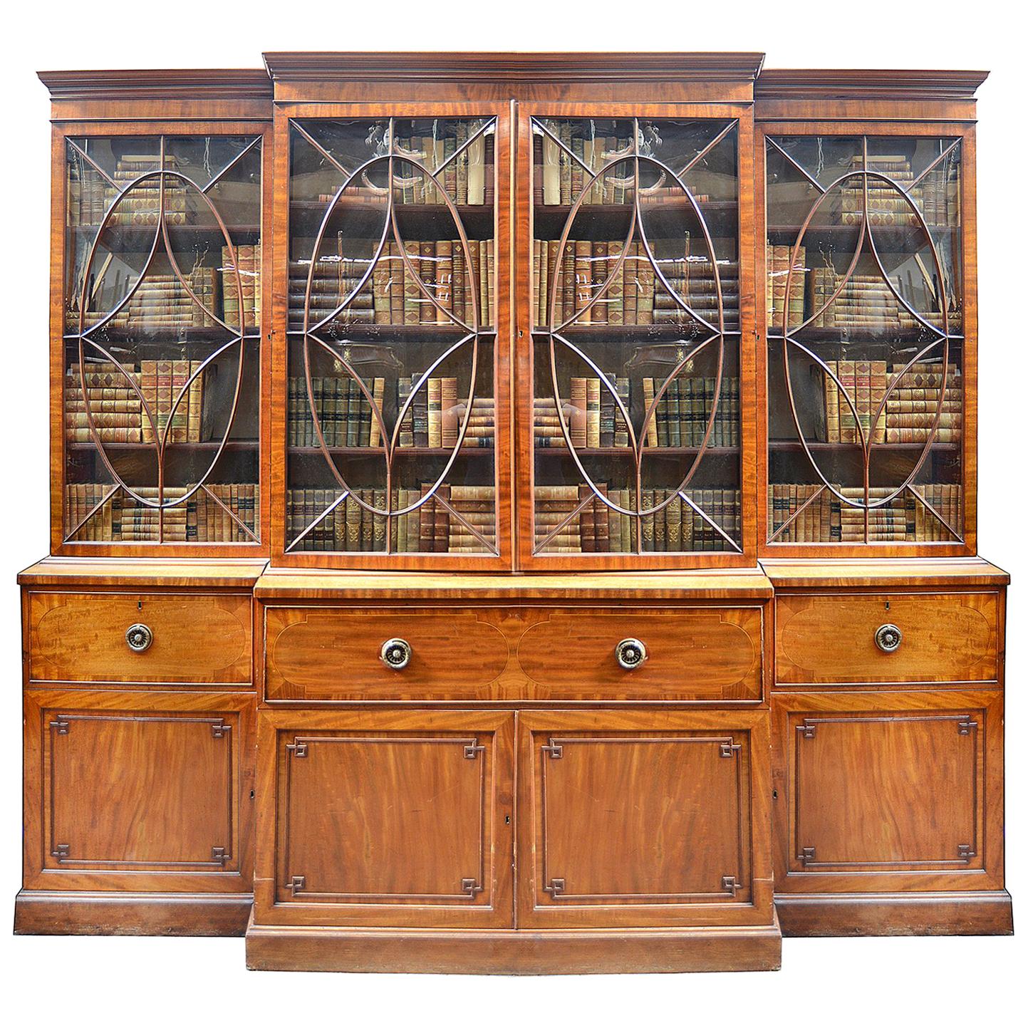Regency Period Mahogany Library bookcase, circa 1820 For Sale at 1stDibs