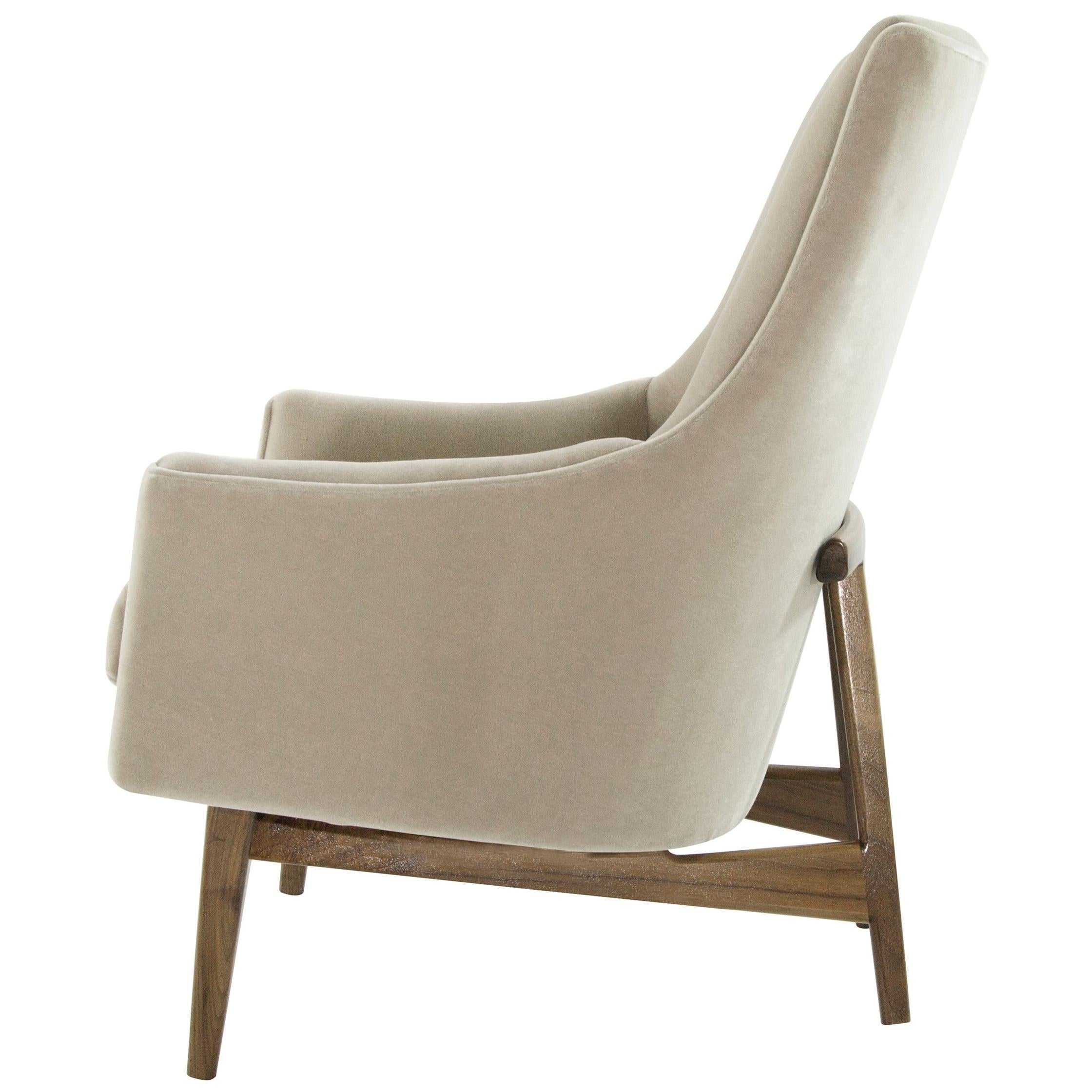 Jens Risom A-Line Lounge Chair, Model #2136 For Sale at 1stDibs