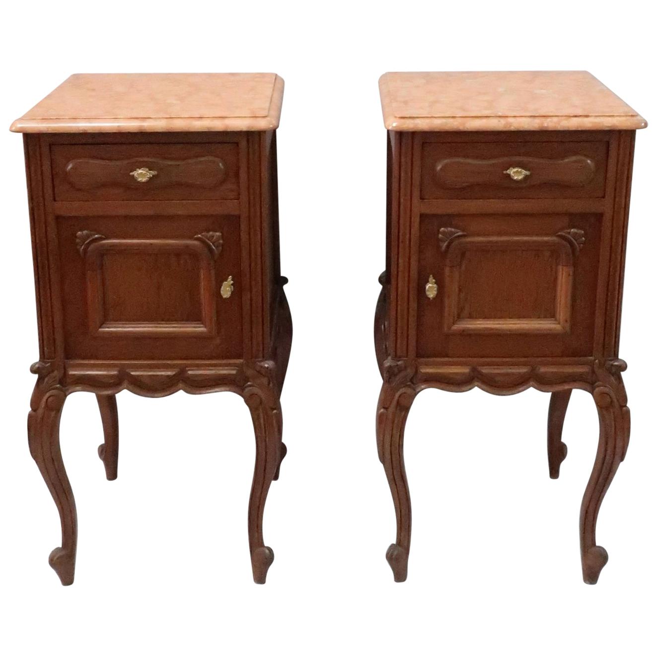 Early 20th Century Pair of Venetian Baroque Naightstands For Sale at ...
