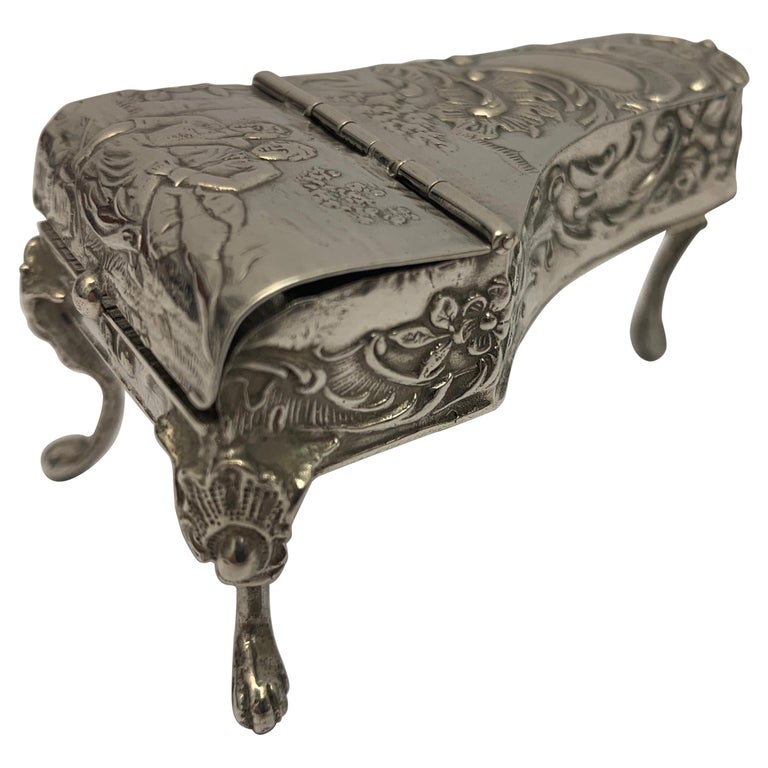 Miniature Small Silver Piano Vesta, circa 1900 For Sale at 1stDibs