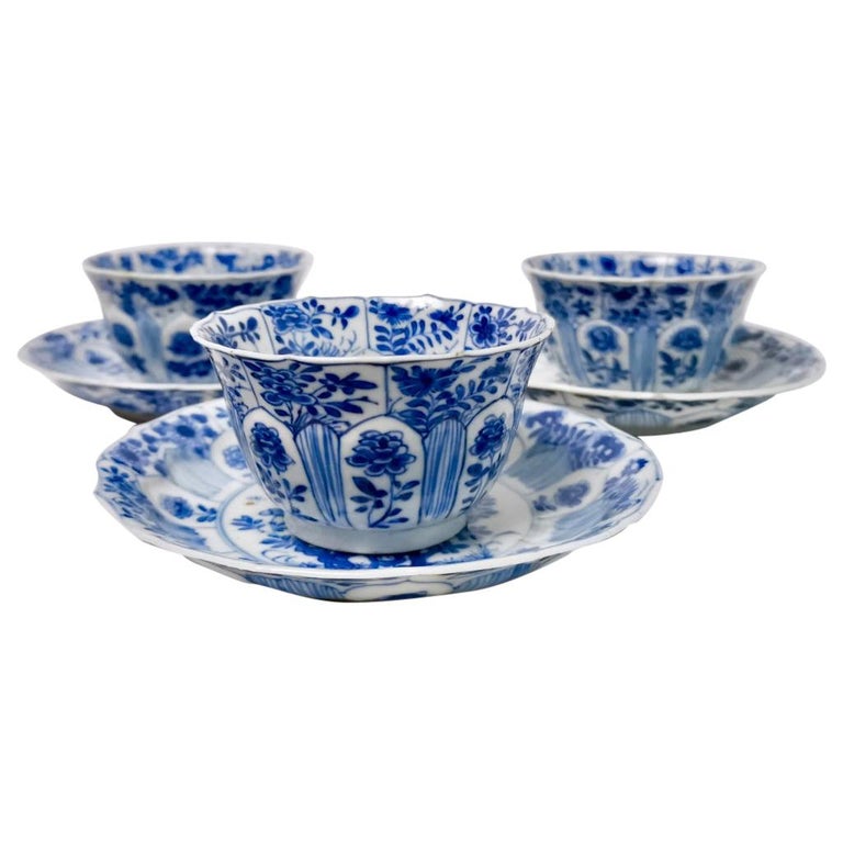 Three Chinese Tea Bowls, Blue and White Kangxi 1662-1722 at 1stDibs