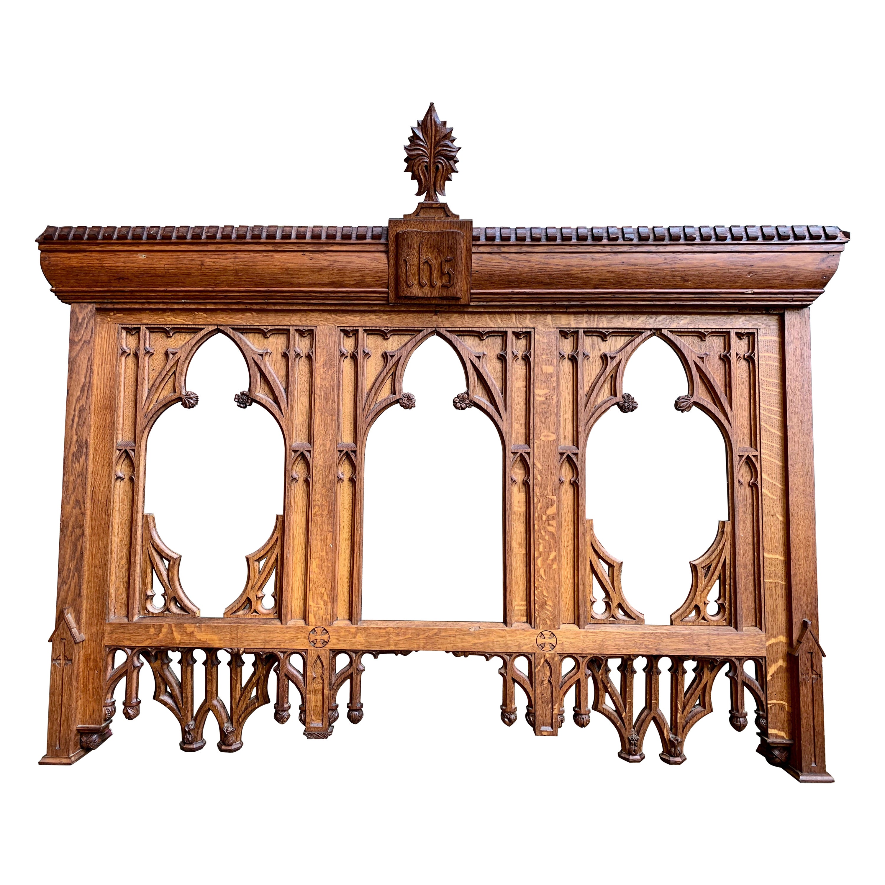 Pair of Antique Neo Gothic Carved Oak and Brass Sconces For Sale at 1stDibs