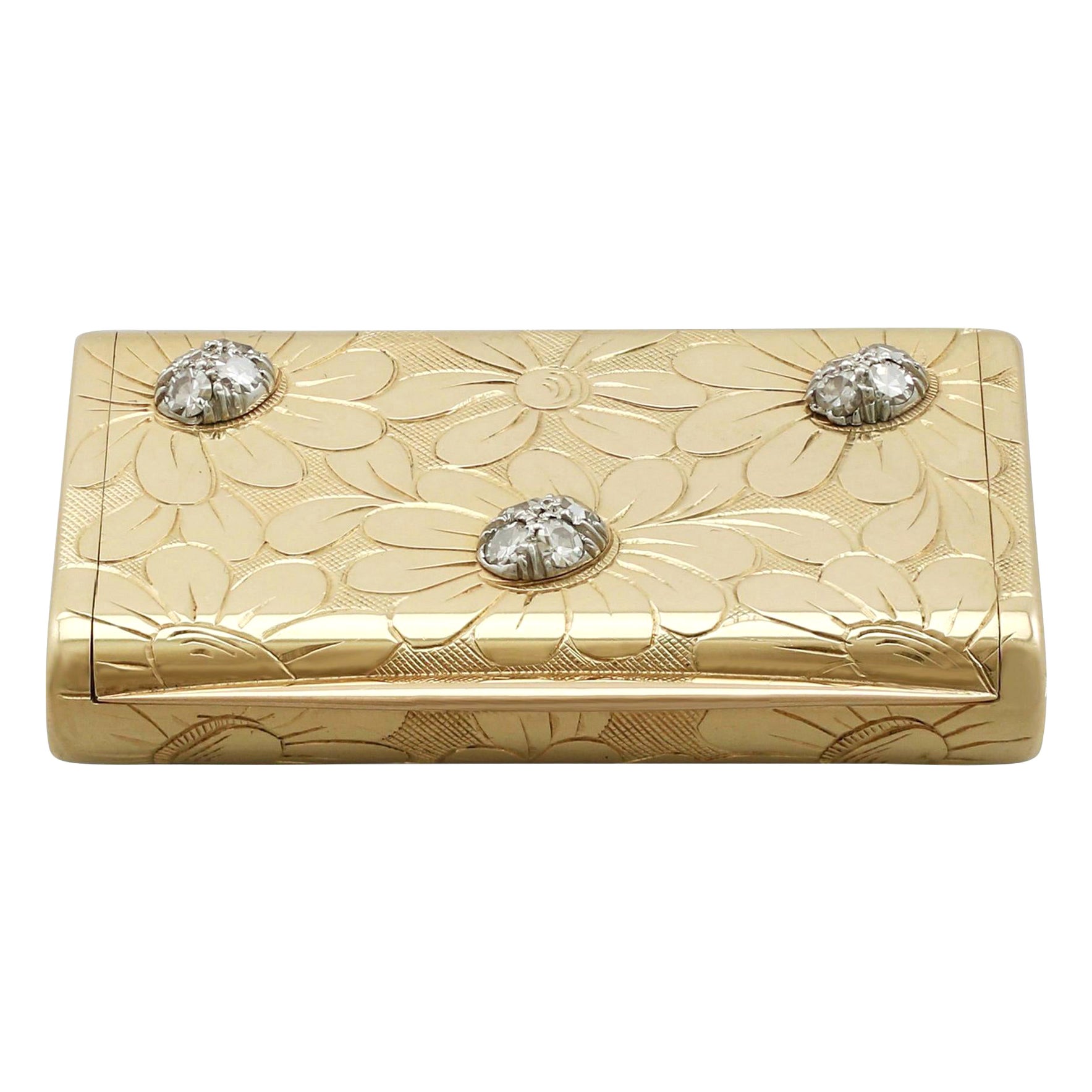 Van Cleefe and Arpels 1950s French Yellow Gold and Diamond Box For Sale ...