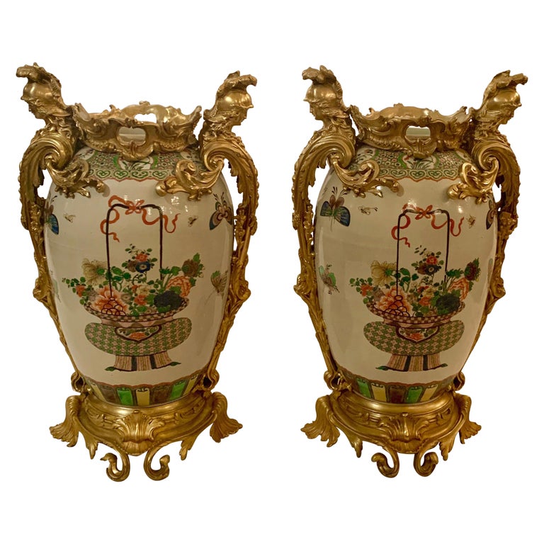 Pair of Antique Chinese Urns with Ormolu Mounts For Sale at 1stDibs