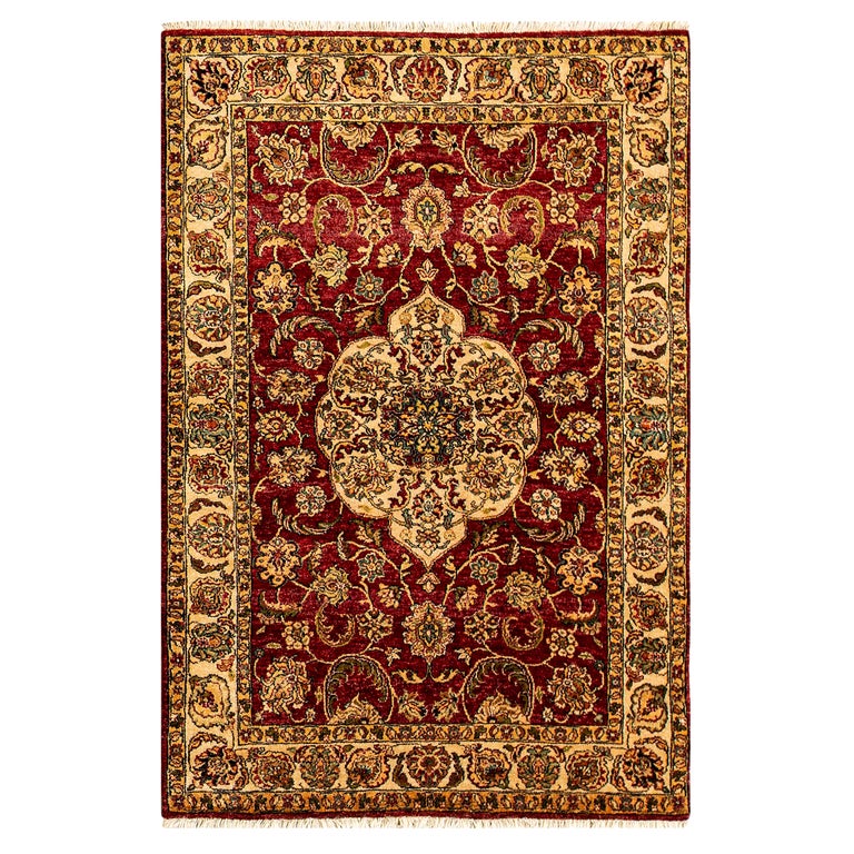 Traditional Hand Woven Luxury Wool Red / Cream Area Rug For Sale at 1stDibs