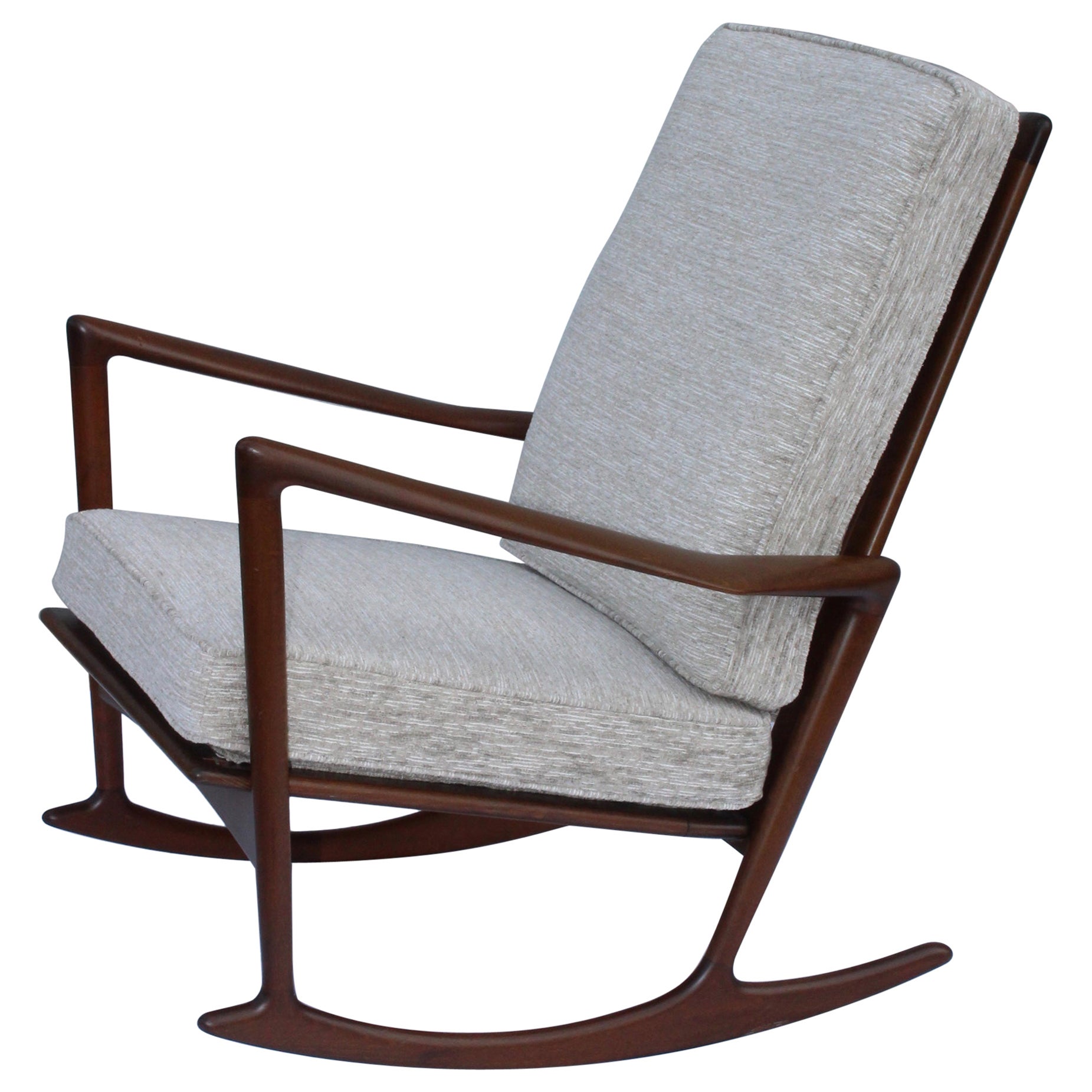 Pair of Sculptural Kofod Larsen Lounge Chairs at 1stDibs