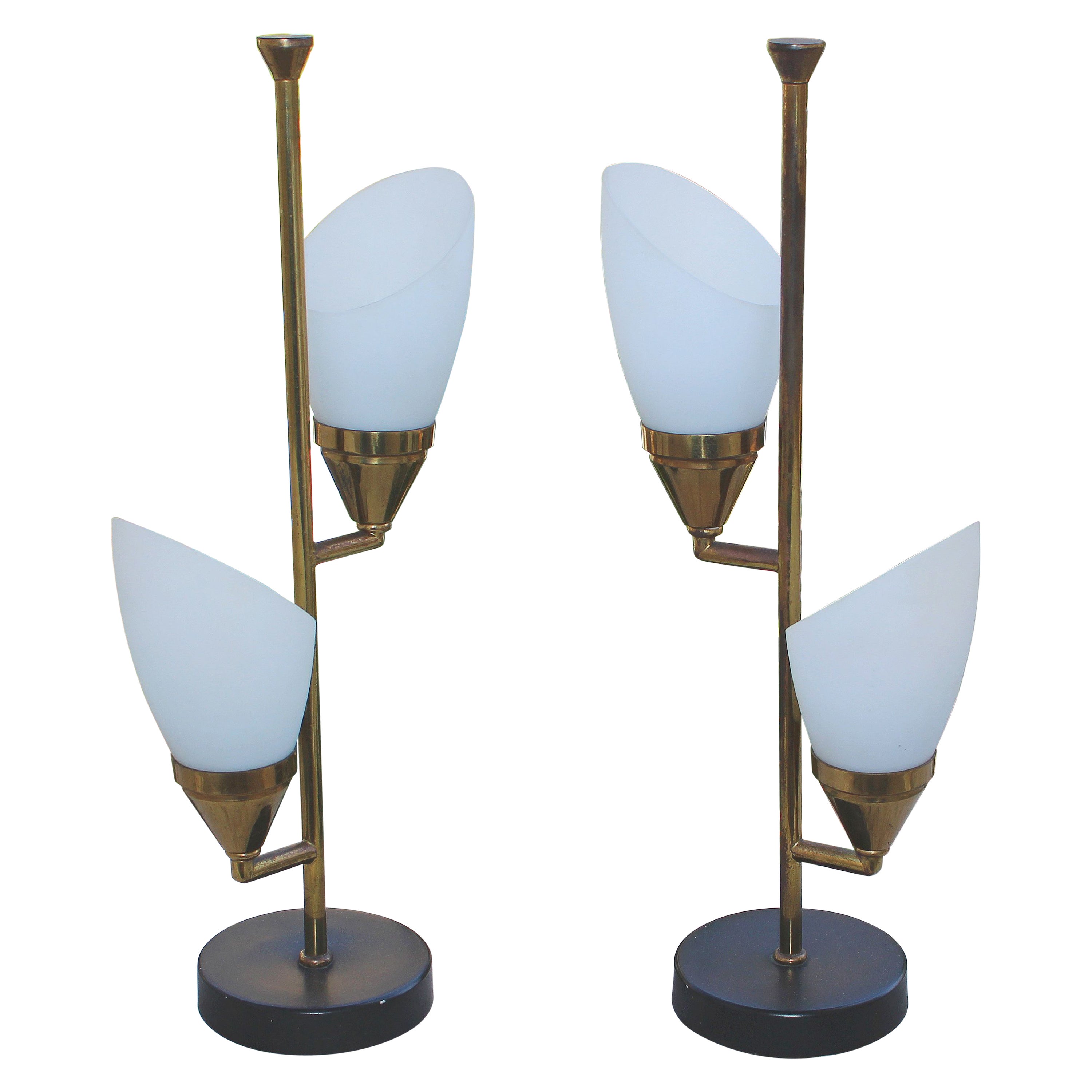20th Century Italian White Mable Table Lamp in the Style of Stilnovo ...