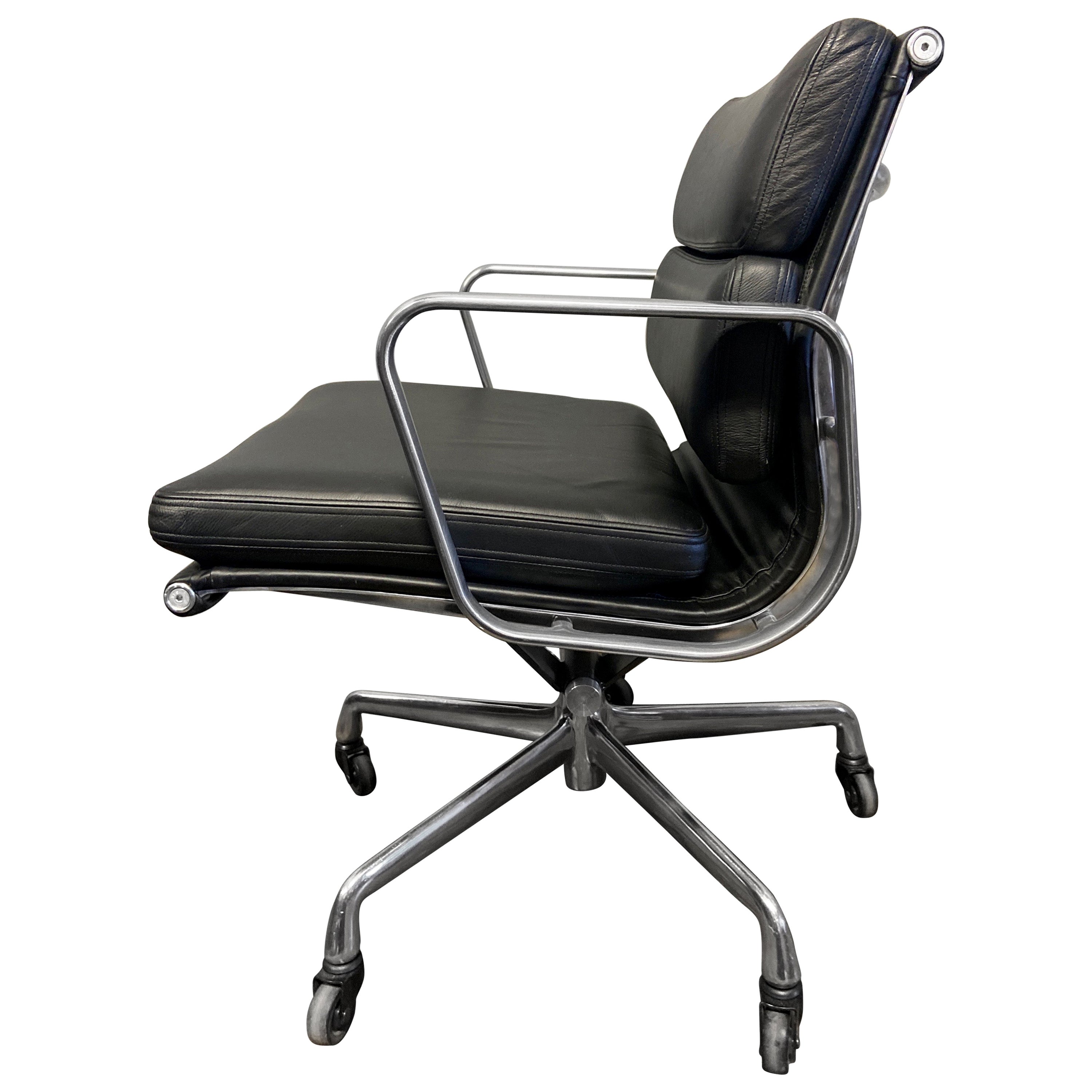 Eames for Herman Miller Periwinkle Leather Soft Pad Executive Chair ...