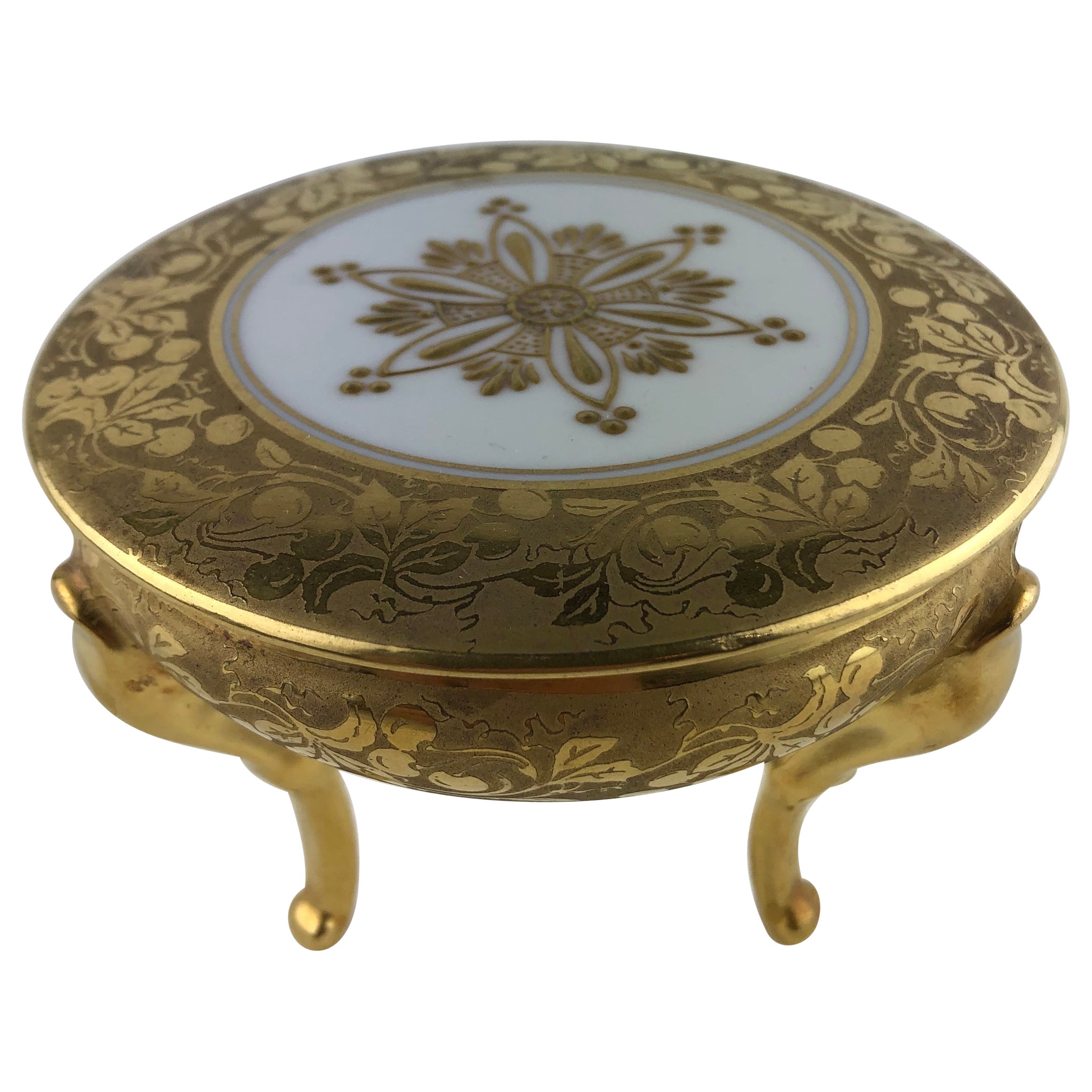 Vintage Limoges Castel 22-Karat Gold Trinket Box For Sale at 1stDibs