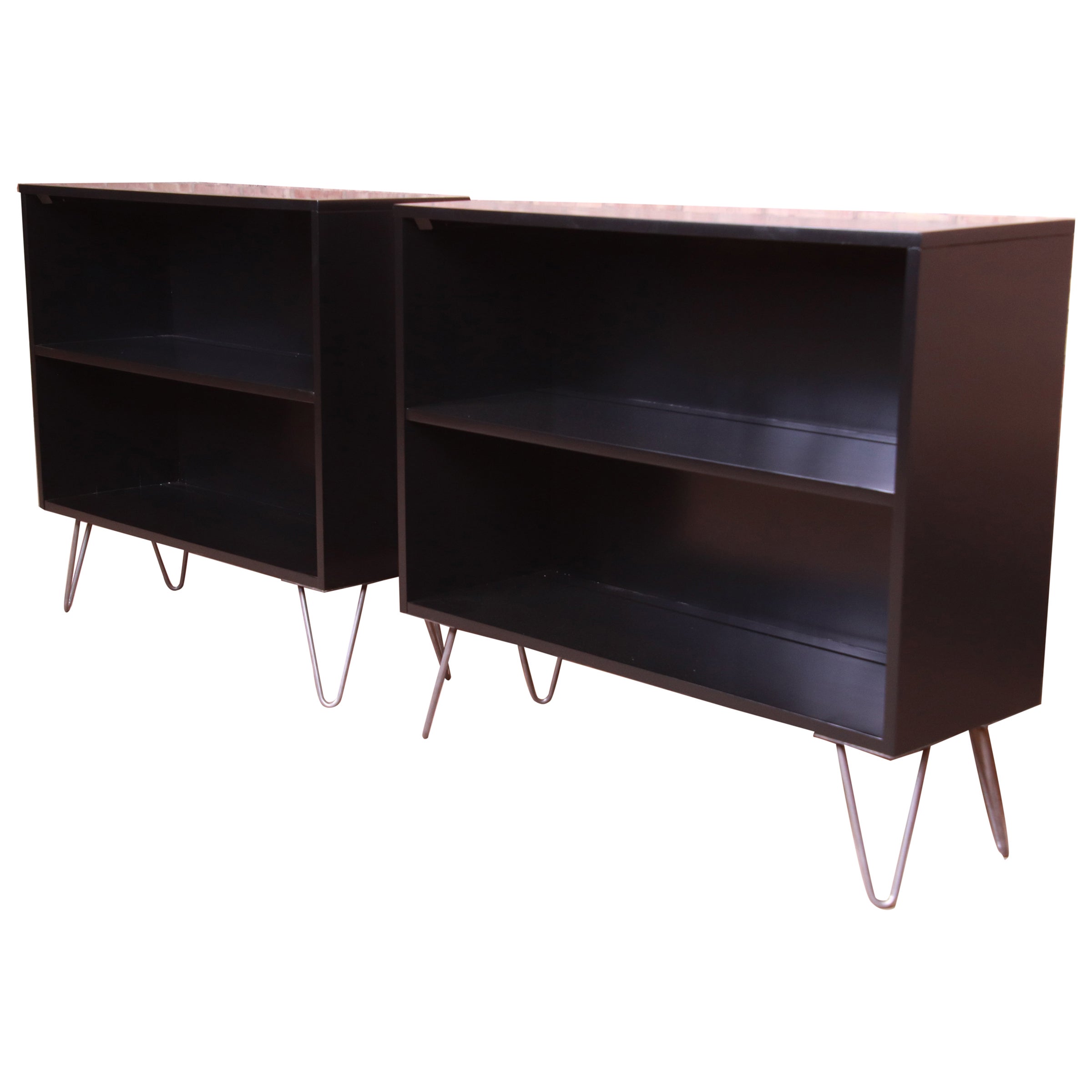 Mid-Century Modern Walnut Bookcase on Tall Hairpin Legs at 1stDibs