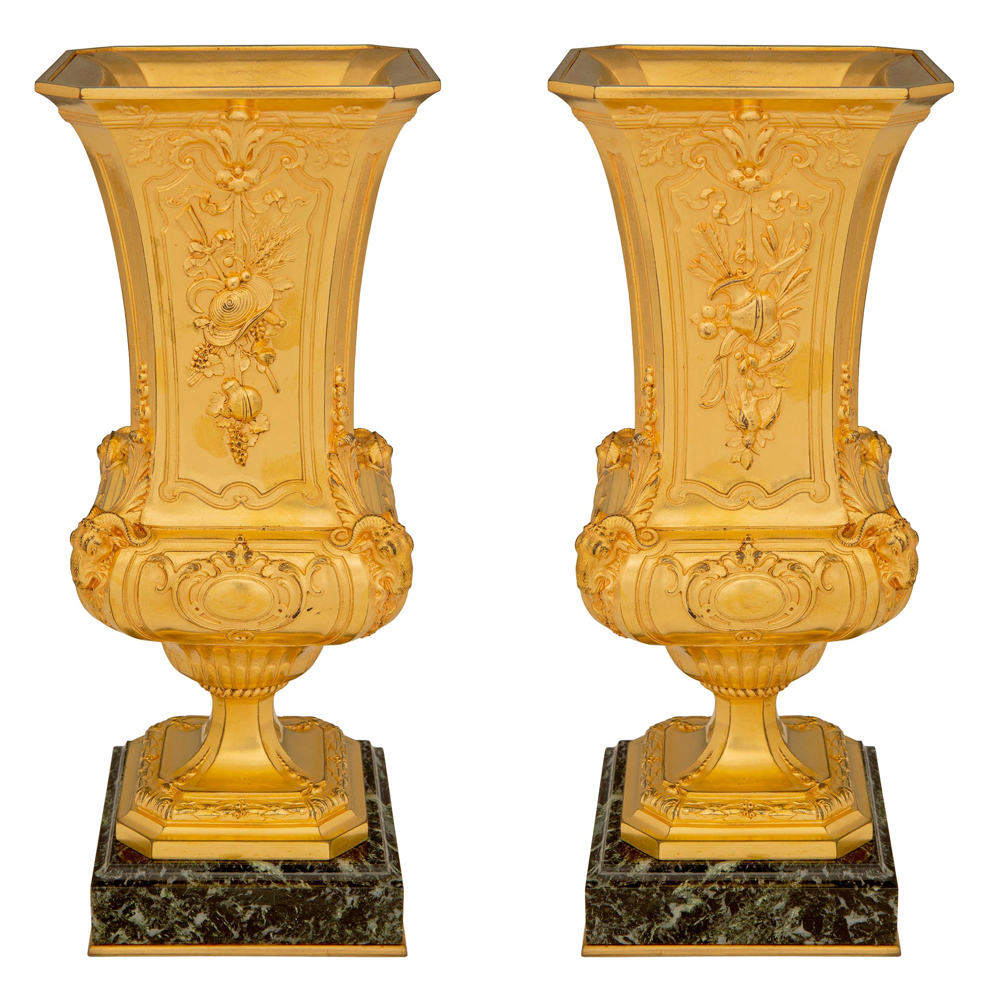 St. Louis Versailles Vase at 1stDibs