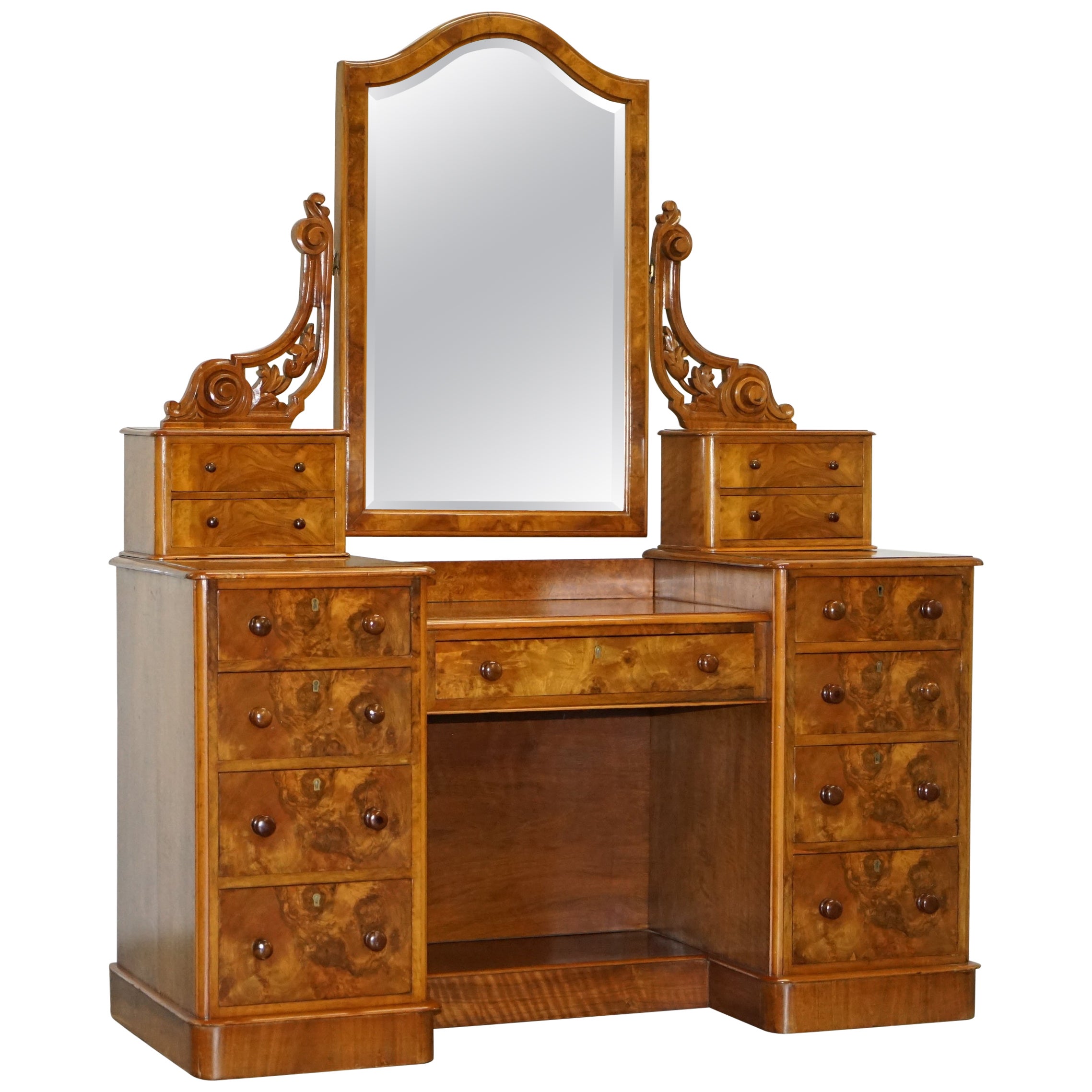 Victorian Mahogany Dressing Table For Sale at 1stDibs